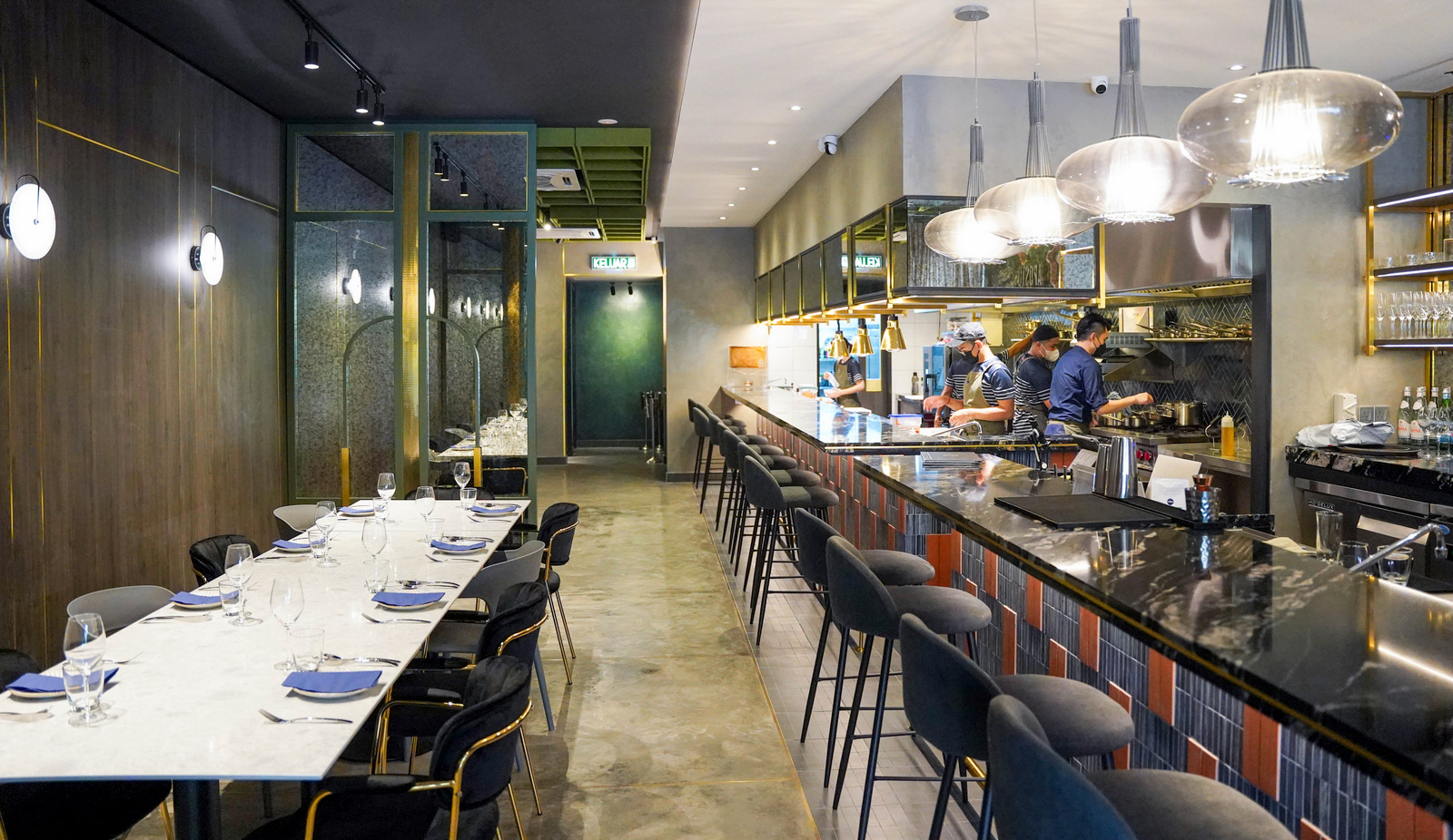 Eat Drink KL | Aposto, Taman Tun Dr Ismail